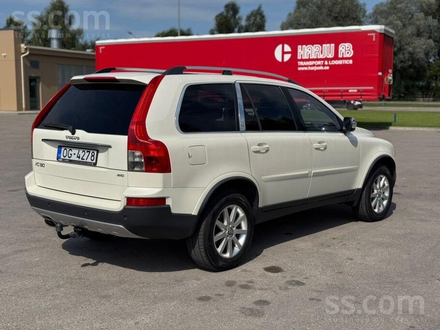 Balts Volvo XC90 2007 Tukums, ar dzinēja tilpumu 2.40 L un nobraukumu 310 tūkst. km par 6450 €, foto 6 vietnē AUTOMOTO.COM.LV
