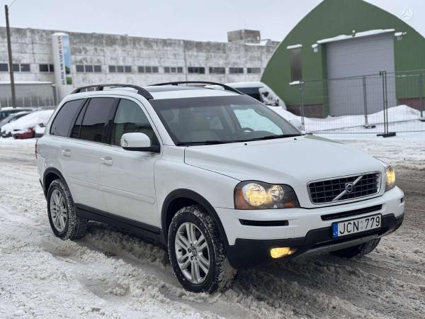 White Volvo XC90 2007 in Utena, with an engine capacity of 3.19 L and mileage of 175 thousand km for 2350 €, photo 3 on AUTOMOTO.COM.LV