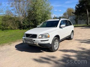 White Volvo XC90 2007 in Ogre, with an engine capacity of 2.40 L and mileage of 329 thousand km for 5300 €, photo  on AUTOMOTO.COM.LV