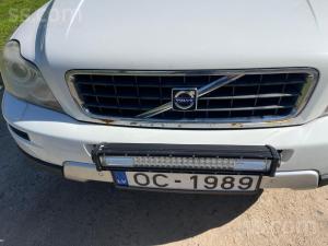 Balts Volvo XC90 2007 Ogre, ar dzinēja tilpumu 2.40 L un nobraukumu 329 tūkst. km par 5300 €, foto 13 vietnē AUTOMOTO.COM.LV