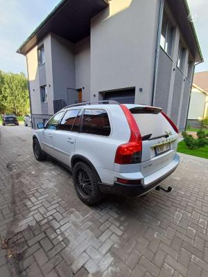 Balts Volvo XC90 2007 Panevēža, ar dzinēja tilpumu 3.20 L un nobraukumu 295 tūkst. km par 2500 €, foto 4 vietnē AUTOMOTO.COM.LV