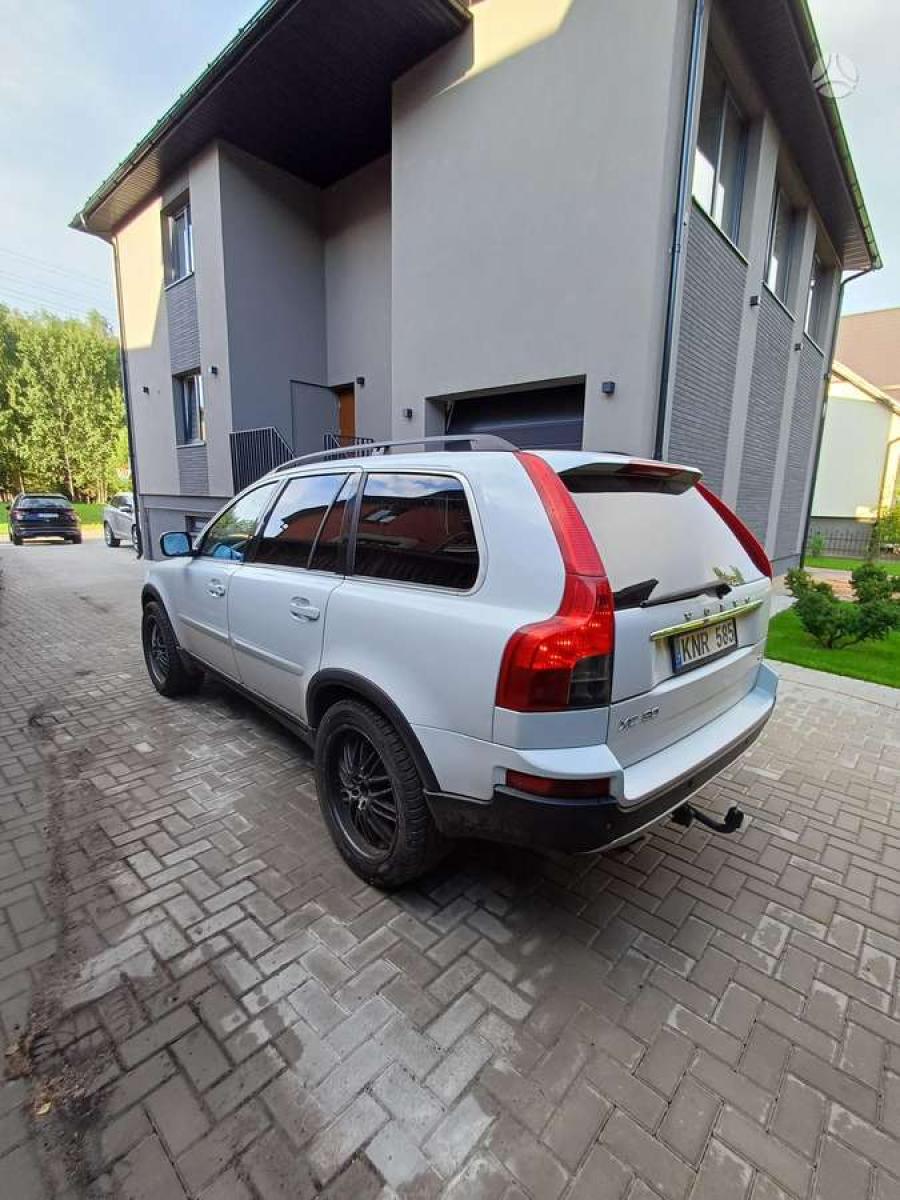 Balts Volvo XC90 2007 Panevēža, ar dzinēja tilpumu 3.20 L un nobraukumu 295 tūkst. km par 2500 €, foto 4 vietnē AUTOMOTO.COM.LV