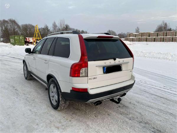 Белый Вольво ХС90 2008 в Тракай, объемом двигателя 2.40 л и пробегом 299 тыс. км за 7700 €, фото 4 на AUTOMOTO.COM.LV