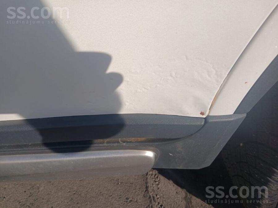 Balts Volvo XC90 2008 Daugavpils, ar dzinēja tilpumu 2.40 L un nobraukumu 411 tūkst. km par 5300 €, foto 12 vietnē AUTOMOTO.COM.LV