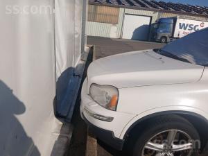 Balts Volvo XC90 2008 Daugavpils, ar dzinēja tilpumu 2.40 L un nobraukumu 411 tūkst. km par 5300 €, foto 14 vietnē AUTOMOTO.COM.LV