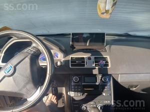 Balts Volvo XC90 2008 Daugavpils, ar dzinēja tilpumu 2.40 L un nobraukumu 411 tūkst. km par 5300 €, foto 17 vietnē AUTOMOTO.COM.LV