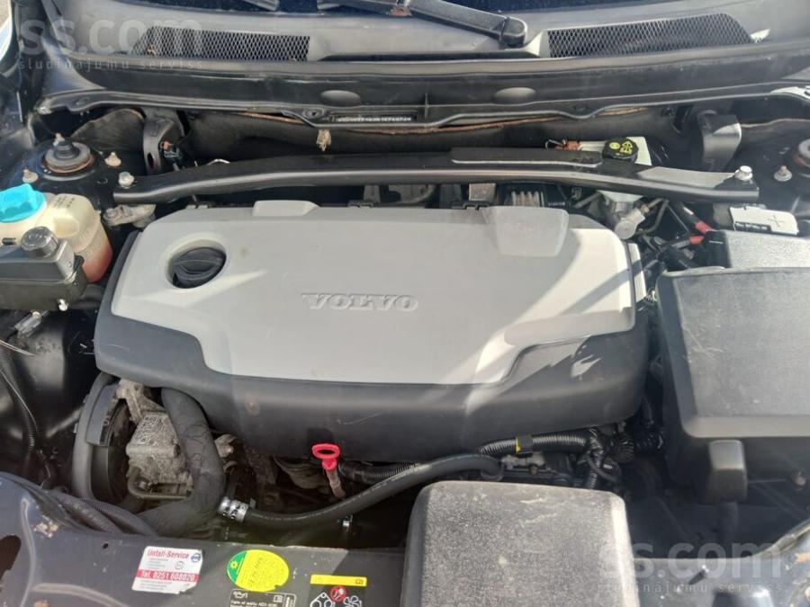 Balts Volvo XC90 2008 Daugavpils, ar dzinēja tilpumu 2.40 L un nobraukumu 411 tūkst. km par 5300 €, foto 25 vietnē AUTOMOTO.COM.LV