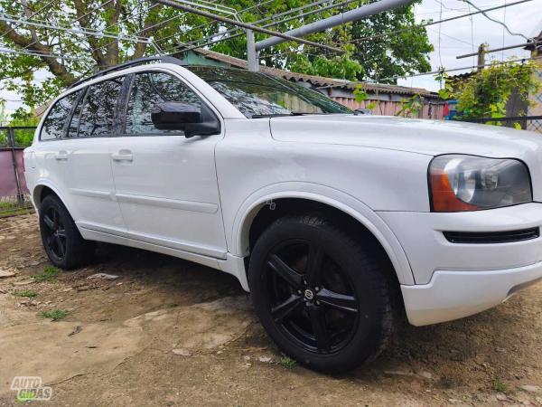 White Volvo XC90 2008 in Kaunas, with an engine capacity of 3.20 L and mileage of 390 thousand km for 5300 €, photo 4 on AUTOMOTO.COM.LV
