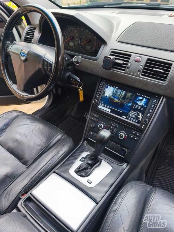 White Volvo XC90 2008 in Kaunas, with an engine capacity of 3.20 L and mileage of 390 thousand km for 5300 €, photo 8 on AUTOMOTO.COM.LV