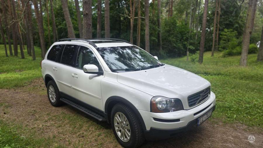 White Volvo XC90 2008 in Riga, with an engine capacity of 3.19 L and mileage of 275 thousand km for 4500 €, photo 5 on AUTOMOTO.COM.LV