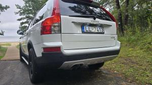 White Volvo XC90 2008 in Riga, with an engine capacity of 3.19 L and mileage of 275 thousand km for 4500 €, photo 27 on AUTOMOTO.COM.LV
