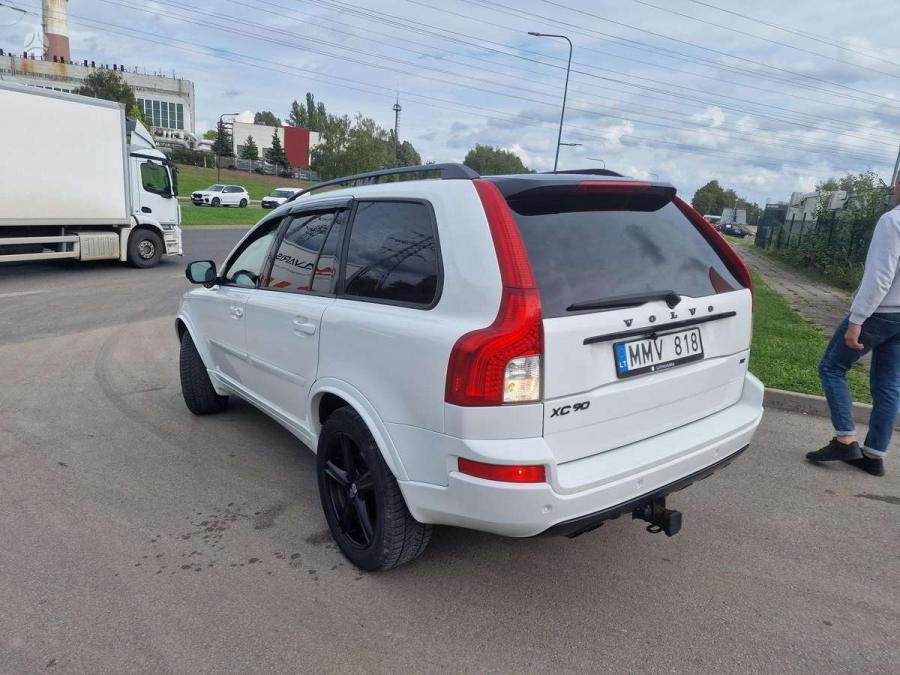 Balts Volvo XC90 2008 Kauņa, ar dzinēja tilpumu 3.20 L un nobraukumu 398 tūkst. km par 4999 €, foto 10 vietnē AUTOMOTO.COM.LV
