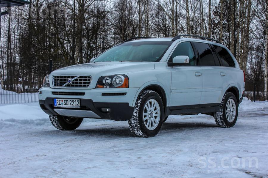 Balts Volvo XC90 2009 Jelgava, ar dzinēja tilpumu 2.40 L un nobraukumu 347 tūkst. km par 7996 €, foto 1 vietnē AUTOMOTO.COM.LV