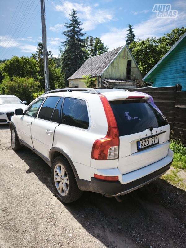 White Volvo XC90 2009 in Kaunas, with an engine capacity of 3.20 L and mileage of 225 thousand km for 1300 €, photo 6 on AUTOMOTO.COM.LV