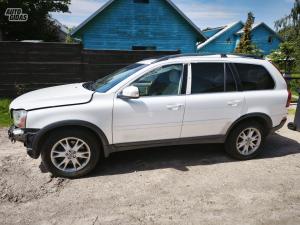 White Volvo XC90 2009 in Kaunas, with an engine capacity of 3.20 L and mileage of 225 thousand km for 1300 €, photo 8 on AUTOMOTO.COM.LV