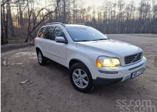 White Volvo XC90 2009 in Liepaja, with an engine capacity of 2.40 L and mileage of 329 thousand km for 7400 €, photo 1 on AUTOMOTO.COM.LV