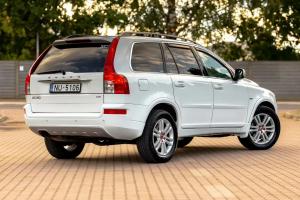 Balts Volvo XC90 2009 Jelgava, ar dzinēja tilpumu 2.40 L un nobraukumu 281 tūkst. km par 8200 €, foto 6 vietnē AUTOMOTO.COM.LV