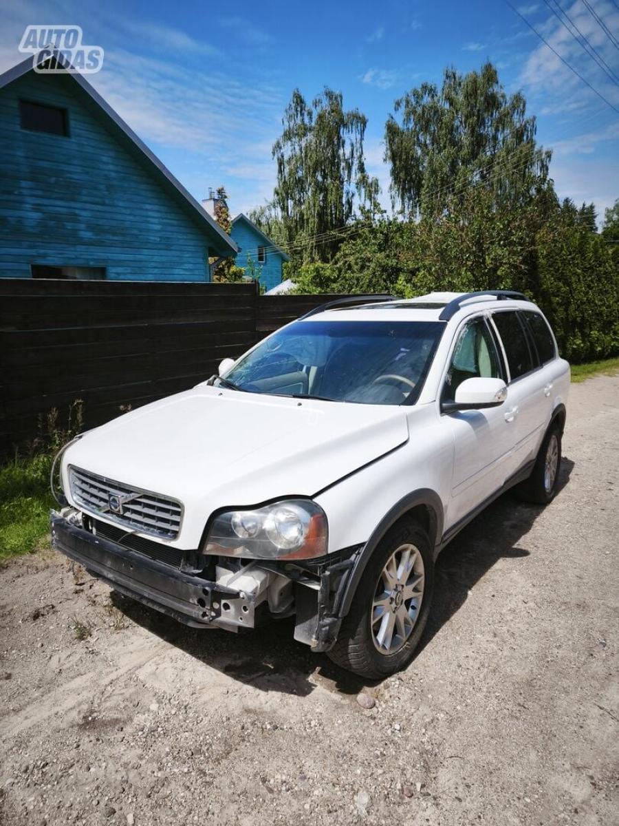 Белый Вольво ХС90 2009 в Каунас, объемом двигателя 3.20 л и пробегом 245 тыс. км за 1100 €, фото 3 на AUTOMOTO.COM.LV