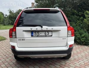 Белый Вольво ХС90 2009 в Рига, объемом двигателя 2.40 л и пробегом 288 тыс. км за 8500 €, фото 6 на AUTOMOTO.COM.LV