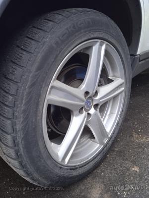 Balts Volvo XC90 2010 Tallina, ar dzinēja tilpumu 2.40 L un nobraukumu 320 tūkst. km par 7700 €, foto 17 vietnē AUTOMOTO.COM.LV
