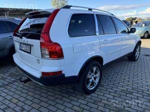 Balts Volvo XC90 2010 Talsi, ar dzinēja tilpumu 2.40 L un nobraukumu 0 tūkst. km par 7600 €, foto 5 vietnē AUTOMOTO.COM.LV
