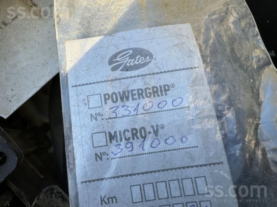 Balts Volvo XC90 2010 Talsi, ar dzinēja tilpumu 2.40 L un nobraukumu 0 tūkst. km par 7600 €, foto 24 vietnē AUTOMOTO.COM.LV