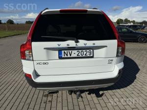 Balts Volvo XC90 2010 Talsi, ar dzinēja tilpumu 2.40 L un nobraukumu 0 tūkst. km par 7600 €, foto 30 vietnē AUTOMOTO.COM.LV