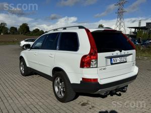 Balts Volvo XC90 2010 Talsi, ar dzinēja tilpumu 2.40 L un nobraukumu 0 tūkst. km par 7600 €, foto 31 vietnē AUTOMOTO.COM.LV