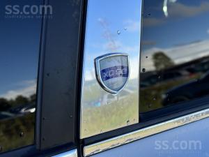 Balts Volvo XC90 2010 Talsi, ar dzinēja tilpumu 2.40 L un nobraukumu 0 tūkst. km par 7600 €, foto 32 vietnē AUTOMOTO.COM.LV