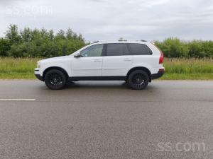 Balts Volvo XC90 2010 Jelgava, ar dzinēja tilpumu 2.40 L un nobraukumu 278 tūkst. km par 7850 €, foto  vietnē AUTOMOTO.COM.LV