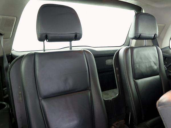 Balts Volvo XC90 2010 Tallina, ar dzinēja tilpumu 2.40 L un nobraukumu 379 tūkst. km par 4999 €, foto 8 vietnē AUTOMOTO.COM.LV