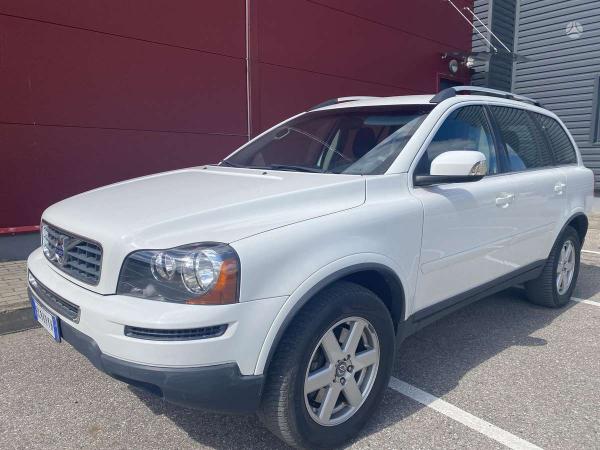 Balts Volvo XC90 2010 Kauņa, ar dzinēja tilpumu 2.40 L un nobraukumu 251 tūkst. km par 6800 €, foto 5 vietnē AUTOMOTO.COM.LV