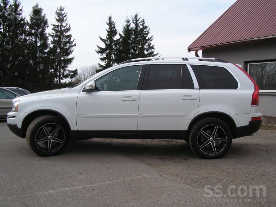Balts Volvo XC90 2011 Rīga, ar dzinēja tilpumu 2.40 L un nobraukumu 0 tūkst. km par 10650 €, foto 9 vietnē AUTOMOTO.COM.LV