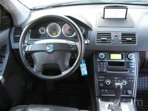 Balts Volvo XC90 2011 Rīga, ar dzinēja tilpumu 2.40 L un nobraukumu 0 tūkst. km par 10650 €, foto 15 vietnē AUTOMOTO.COM.LV