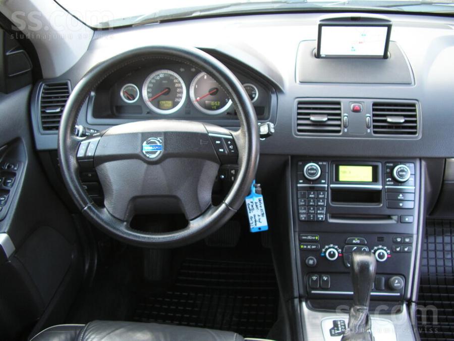 Balts Volvo XC90 2011 Rīga, ar dzinēja tilpumu 2.40 L un nobraukumu 0 tūkst. km par 10650 €, foto 15 vietnē AUTOMOTO.COM.LV