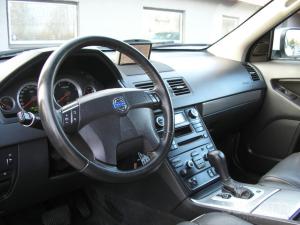 Balts Volvo XC90 2011 Rīga, ar dzinēja tilpumu 2.40 L un nobraukumu 0 tūkst. km par 10650 €, foto 18 vietnē AUTOMOTO.COM.LV
