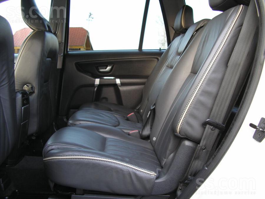 Balts Volvo XC90 2011 Rīga, ar dzinēja tilpumu 2.40 L un nobraukumu 0 tūkst. km par 10650 €, foto 22 vietnē AUTOMOTO.COM.LV