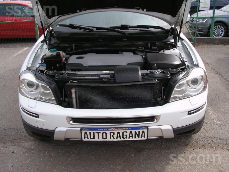 Balts Volvo XC90 2011 Rīga, ar dzinēja tilpumu 2.40 L un nobraukumu 0 tūkst. km par 10650 €, foto 31 vietnē AUTOMOTO.COM.LV