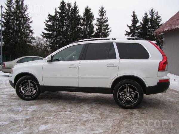 Balts Volvo XC90 2011 Rīga, ar dzinēja tilpumu 2.40 L un nobraukumu 0 tūkst. km par 10950 €, foto 4 vietnē AUTOMOTO.COM.LV