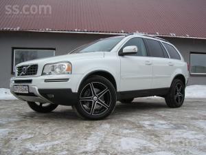 White Volvo XC90 2011 in Riga, with an engine capacity of 2.40 L and mileage of 0 thousand km for 10950 €, photo 3 on AUTOMOTO.COM.LV