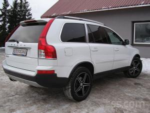 White Volvo XC90 2011 in Riga, with an engine capacity of 2.40 L and mileage of 0 thousand km for 10950 €, photo 11 on AUTOMOTO.COM.LV