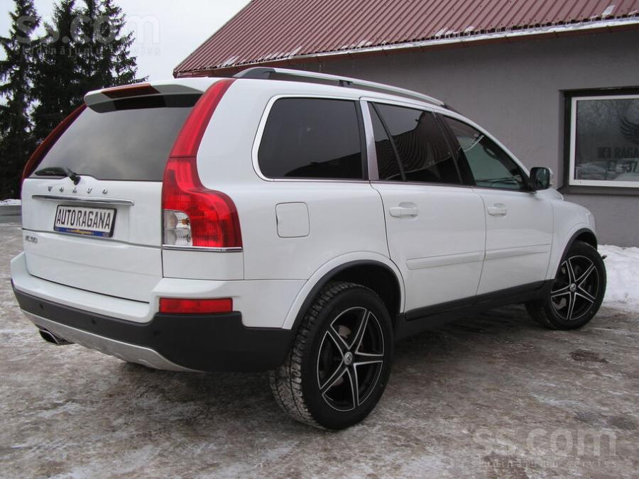White Volvo XC90 2011 in Riga, with an engine capacity of 2.40 L and mileage of 0 thousand km for 10950 €, photo 11 on AUTOMOTO.COM.LV