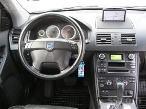 White Volvo XC90 2011 in Riga, with an engine capacity of 2.40 L and mileage of 0 thousand km for 10950 €, photo 15 on AUTOMOTO.COM.LV