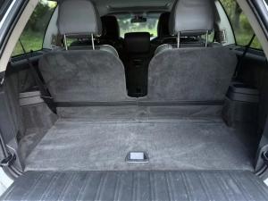 White Volvo XC90 2011 in Riga, with an engine capacity of 2.40 L and mileage of 236 thousand km for 4000 €, photo 14 on AUTOMOTO.COM.LV