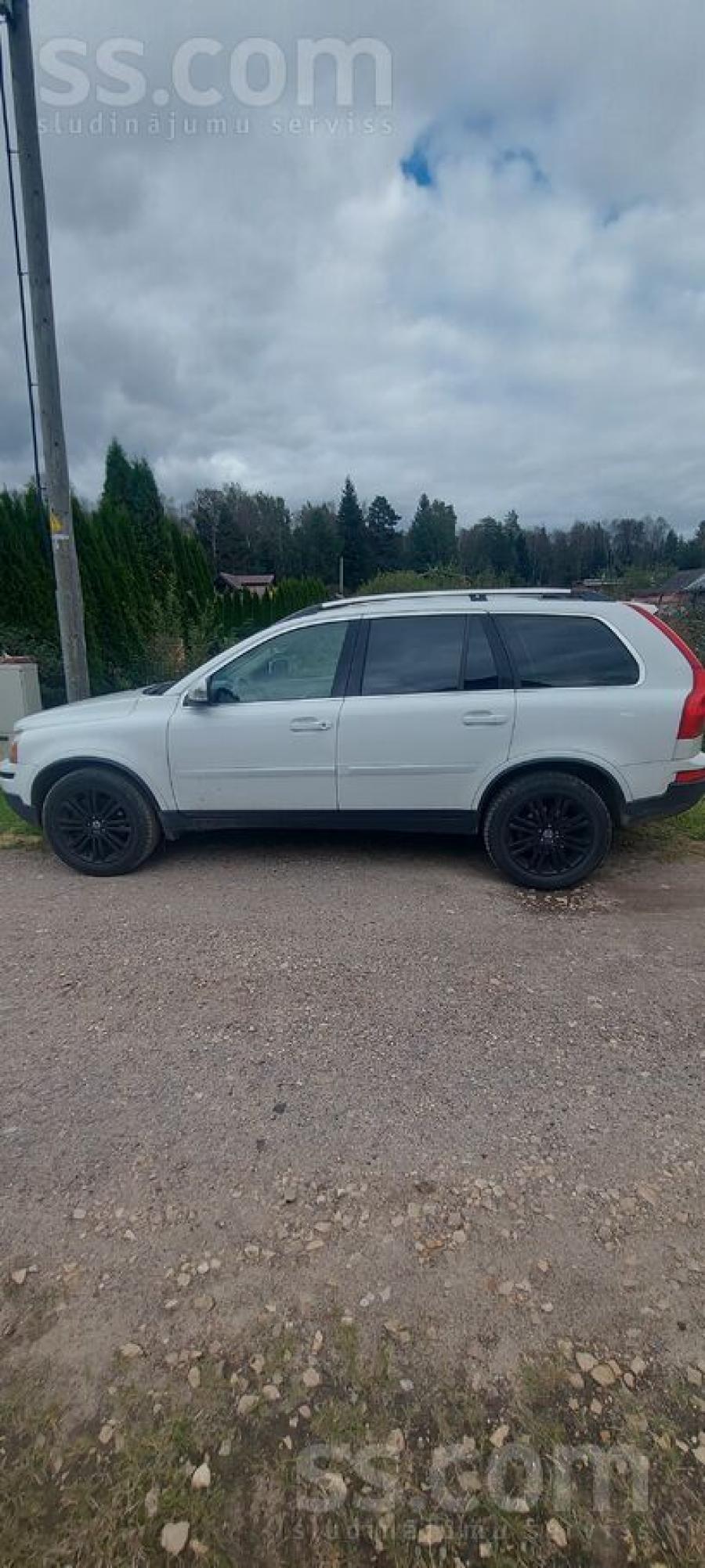 Balts Volvo XC90 2011 Rīga, ar dzinēja tilpumu 3.20 L un nobraukumu 317 tūkst. km par 9100 €, foto 3 vietnē AUTOMOTO.COM.LV