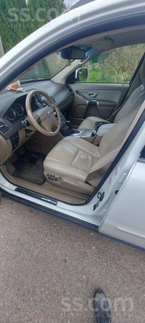 Balts Volvo XC90 2011 Rīga, ar dzinēja tilpumu 3.20 L un nobraukumu 317 tūkst. km par 9100 €, foto 7 vietnē AUTOMOTO.COM.LV