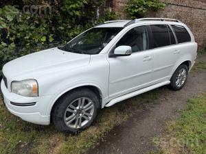 Balts Volvo XC90 2011 Liepāja, ar dzinēja tilpumu 2.40 L un nobraukumu 266 tūkst. km par 8300 €, foto  vietnē AUTOMOTO.COM.LV