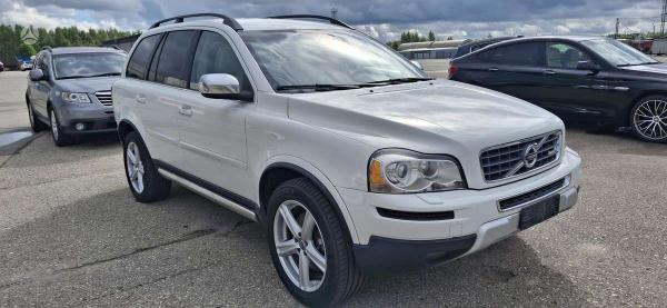 Balts Volvo XC90 2011 Panevēža, ar dzinēja tilpumu 2.40 L un nobraukumu 270 tūkst. km par 8700 €, foto 2 vietnē AUTOMOTO.COM.LV