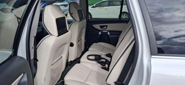 Balts Volvo XC90 2011 Panevēža, ar dzinēja tilpumu 2.40 L un nobraukumu 270 tūkst. km par 8700 €, foto 9 vietnē AUTOMOTO.COM.LV
