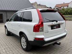White Volvo XC90 2011 in Kedainiai, with an engine capacity of 2.40 L and mileage of 260 thousand km for 9950 €, photo 20 on AUTOMOTO.COM.LV